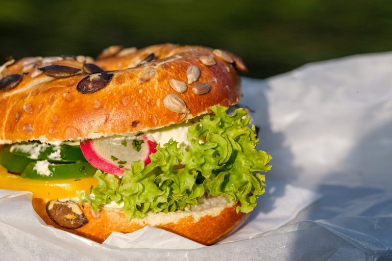 Original Bagel & Sandwich – American-style bagels and sandwiches